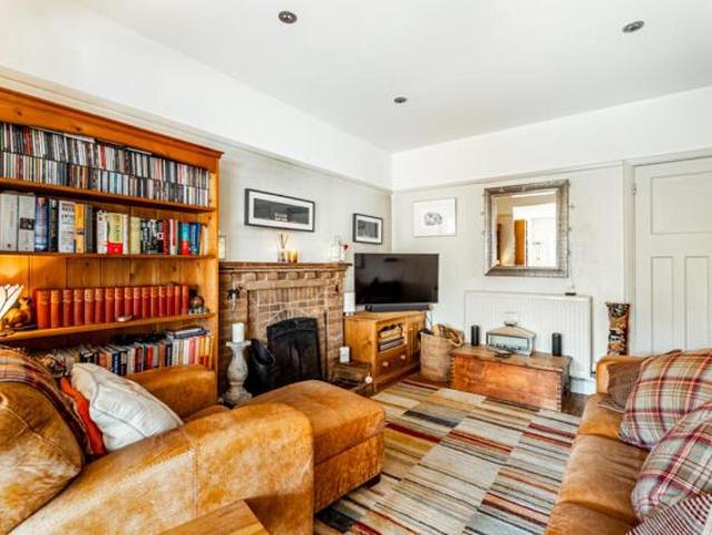 For Sale 2 Bedroom Bungalow St. Albans Hertfordshire DLS101025923