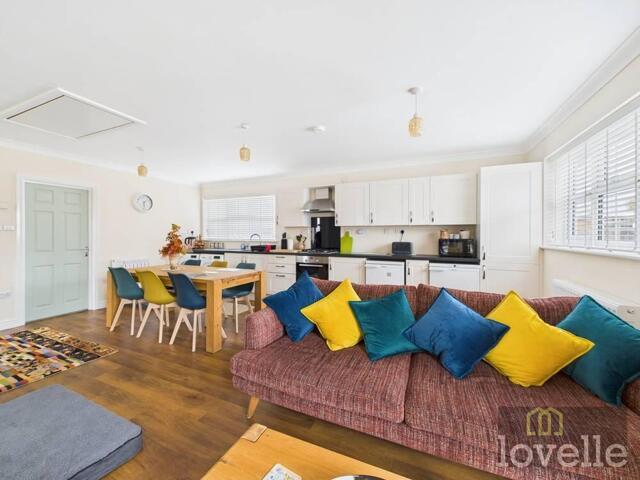 For Sale 2 Bedroom Bungalow Sutton On Sea Lincolnshire DLS99840496