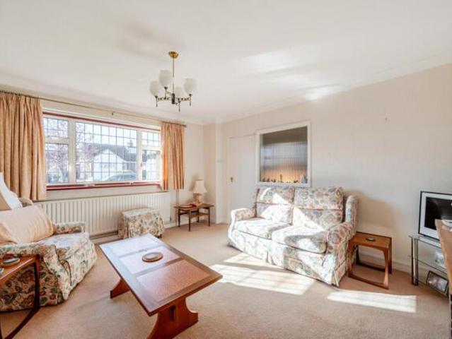For Sale 2 Bedroom Bungalow Surrey Surrey DLS100917484