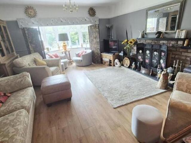 For Sale 2 Bedroom Bungalow Roch Roch DS100855294