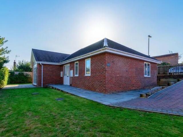 For Sale 2 Bedroom Bungalow Romsey Hampshire DLS100398626