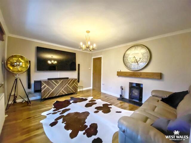 For Sale 2 Bedroom Bungalow Waterston Waterston DLS101278251