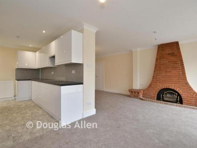 For Sale 2 Bedroom Bungalow Wickford Essex DS98119362