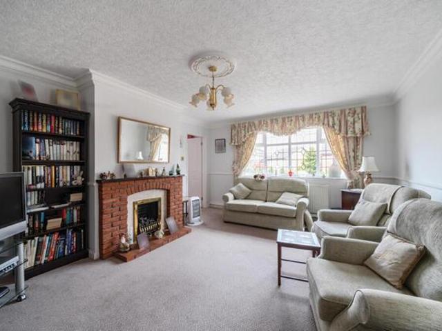 For Sale 2 Bedroom Bungalow Willerby East Riding Of Yorkshire DS99571796