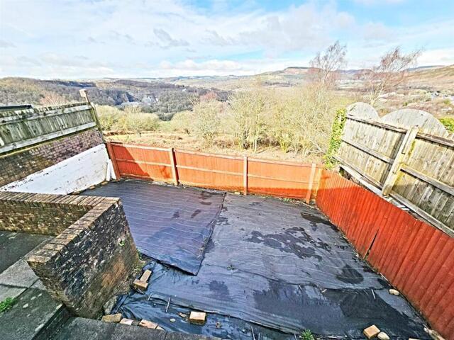 For Sale 2 Bedroom Bungalow Wye Kent DS101777757