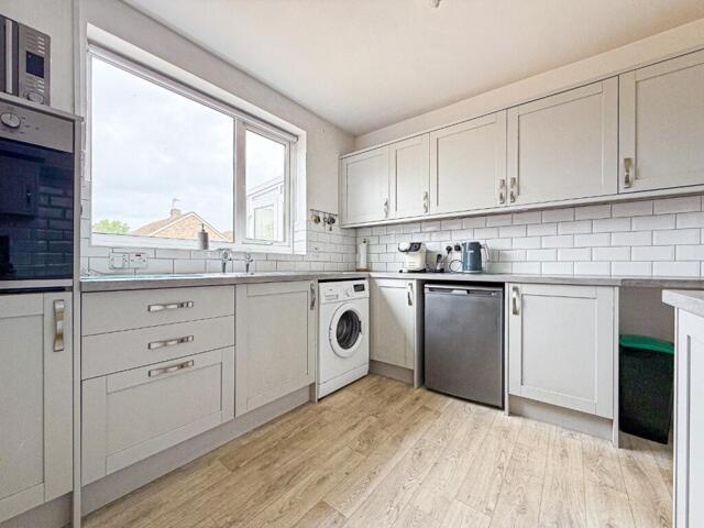 For Sale 2 Bedroom Bungalow Taunton Somerset DLS100316903