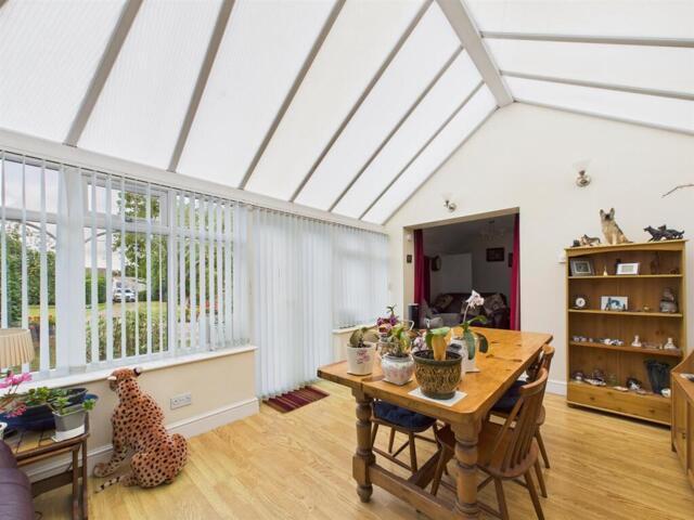 For Sale 2 Bedroom Bungalow Theddlethorpe Theddlethorpe DLS100057856