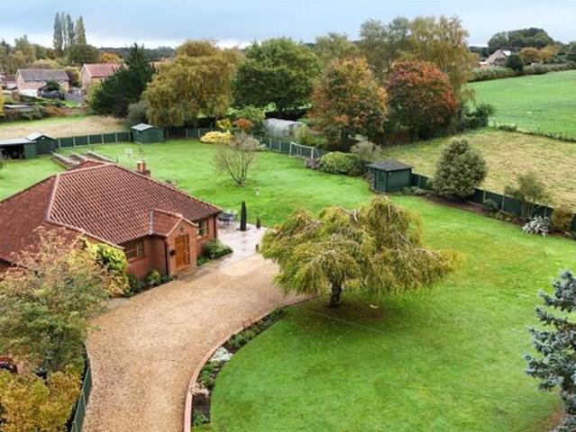 For Sale 2 Bedroom Bungalow Thetford Norfolk DS99642083