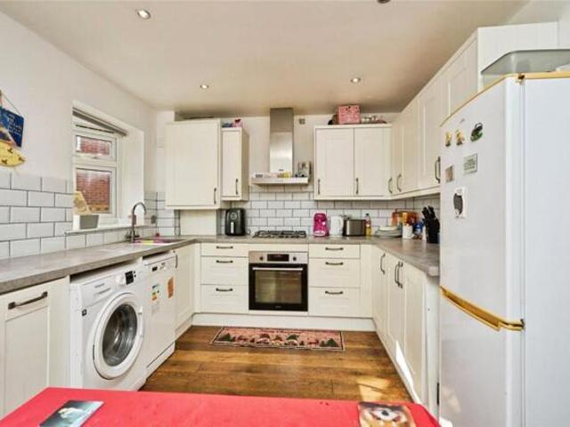 For Sale 2 Bedroom House Cowes Isle Of Wight DLS101168377