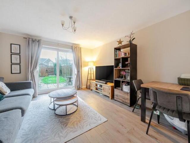 For Sale 2 Bedroom House Caterham Surrey DLS98930127