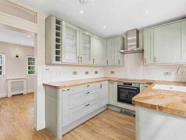For Sale 2 Bedroom House Caversham Reading DLS98834515