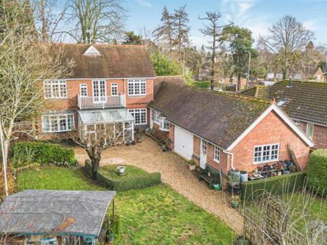For Sale 2 Bedroom House Caversham Reading DLS99641801