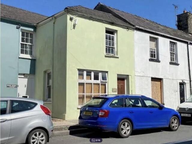 For Sale 2 Bedroom House Carmarthen Carmarthenshire DLS101675707