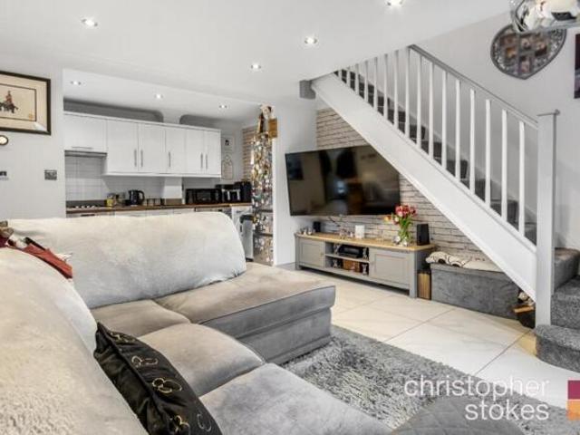 For Sale 2 Bedroom House Cheshunt Hertfordshire DLS101025553