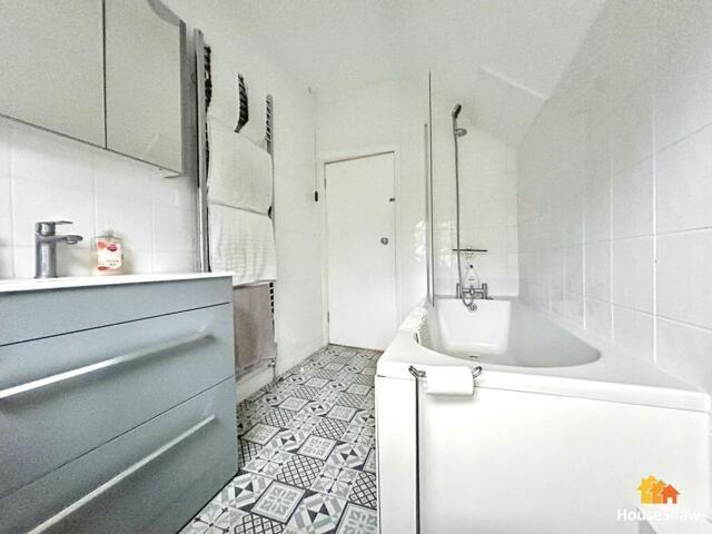 For Sale 2 Bedroom House Chesham Buckinghamshire DS99688517
