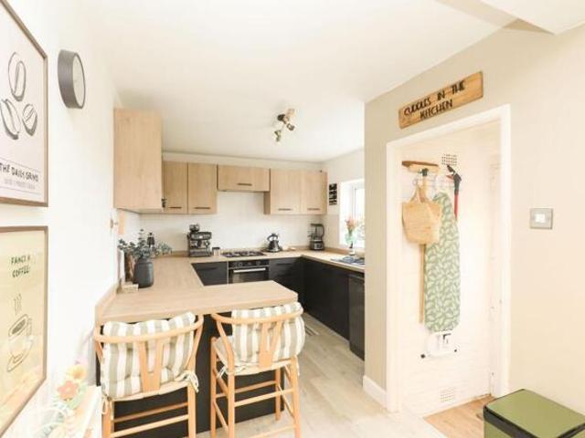 For Sale 2 Bedroom House Chesterfield Derbyshire DS100426671