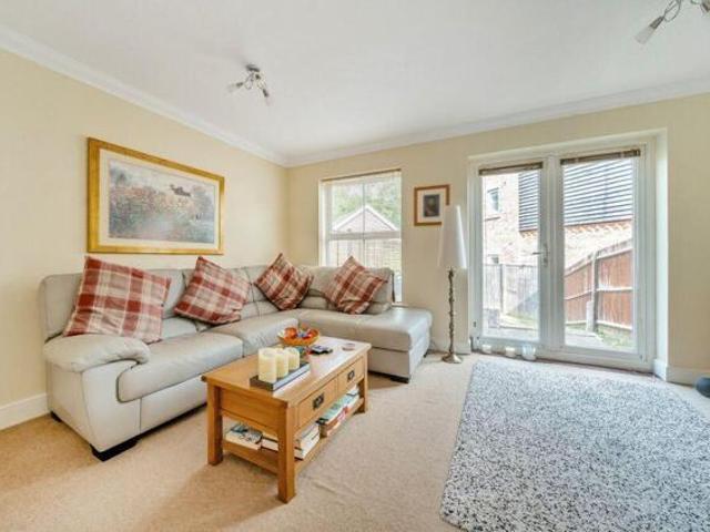 For Sale 2 Bedroom House Chineham Hampshire DLS99344594