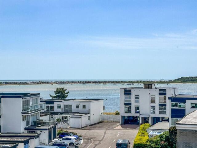 For Sale 2 Bedroom House Christchurch Dorset DLS100132477