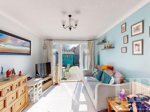 For Sale 2 Bedroom House Crawley West Sussex DLS100855173