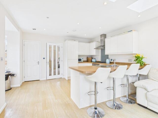 For Sale 2 Bedroom House Amersham Buckinghamshire DS101351835