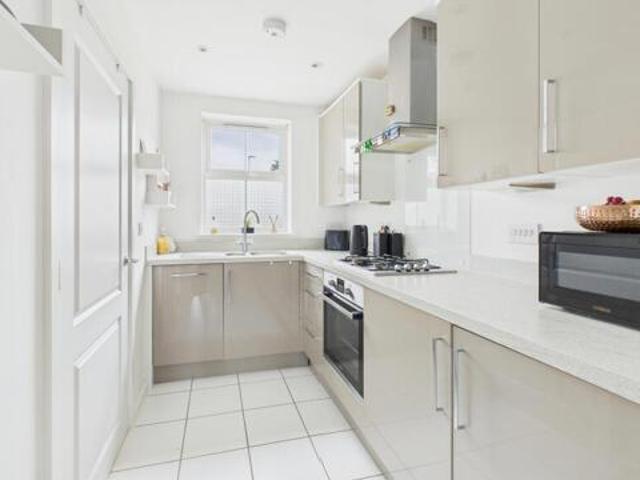 For Sale 2 Bedroom House Aylesbury Buckinghamshire DS99475723
