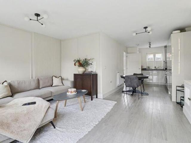 For Sale 2 Bedroom House Botley Hampshire DS98577797