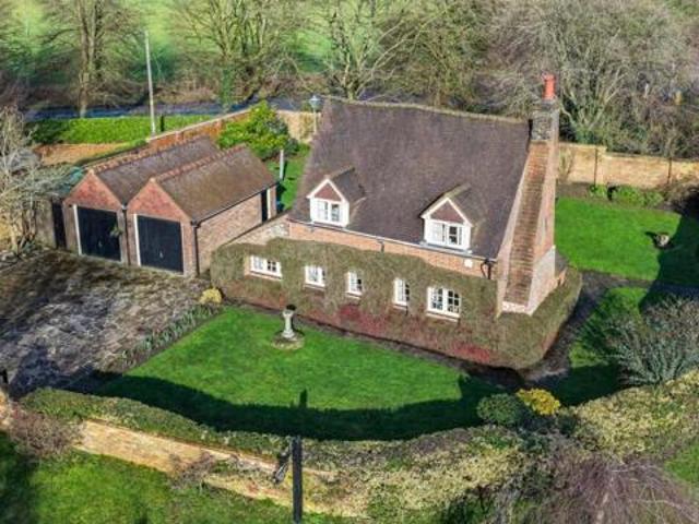 For Sale 2 Bedroom House Bovingdon Bovingdon DLS100578919