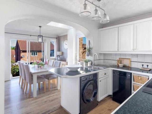 For Sale 2 Bedroom House Bar Hill Cambridgeshire DS98649282
