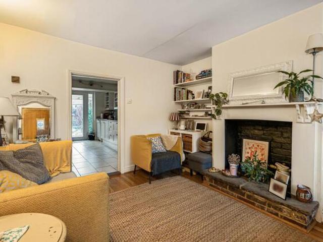 For Sale 2 Bedroom House Berkhamsted Hertfordshire DLS100953404