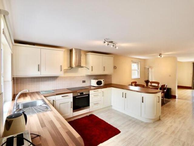 For Sale 2 Bedroom House Blackwood Caerphilly DLS98718149