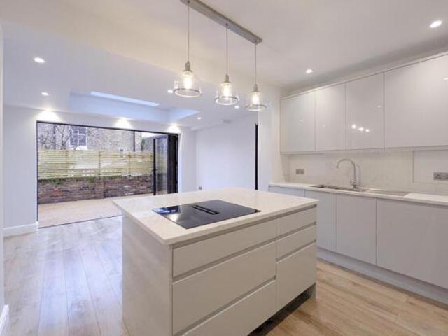 For Sale 2 Bedroom House Blackheath Greater London DS99773709