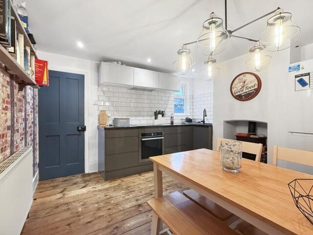 For Sale 2 Bedroom House Braintree Essex DS100953426