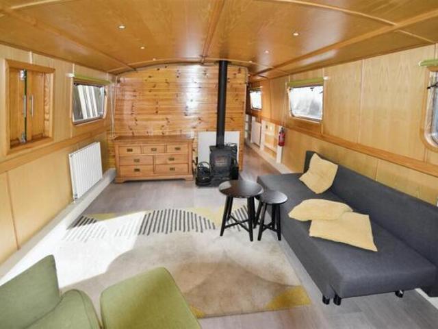 For Sale 2 Bedroom House Brentford Great London DS98968976
