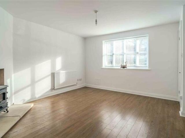 For Sale 2 Bedroom House Broadway Worcestershire DS99895375