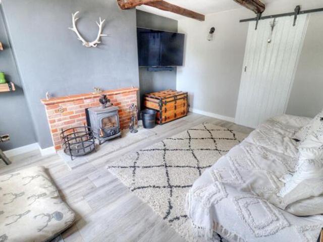 For Sale 2 Bedroom House Buckinghamshire Buckinghamshire DLS101678147