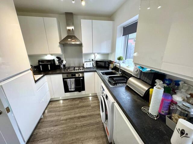 For Sale 2 Bedroom House Burton On Trent Staffordshire DLS98834328