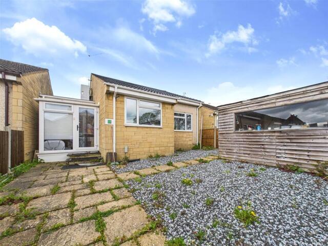 For Sale 2 Bedroom House Gloucester Gloucestershire DLS101025752