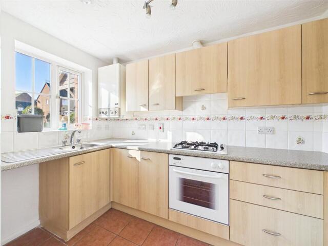 For Sale 2 Bedroom House Gloucester Gloucestershire DS101955457