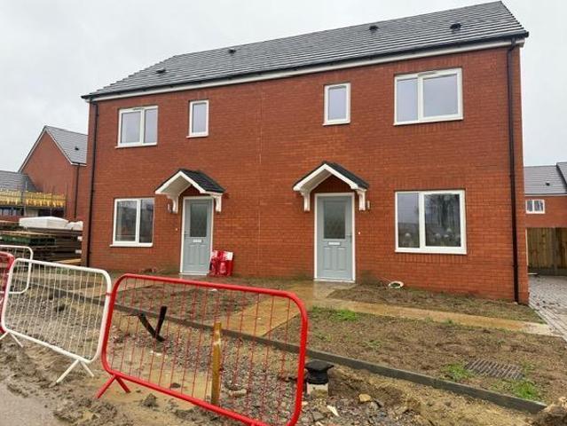 For Sale 2 Bedroom House Gloucestershire Gloucestershire DS100881744