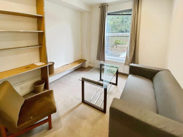 For Sale 2 Bedroom House Greater Manchester Greater Manchester DS101316473