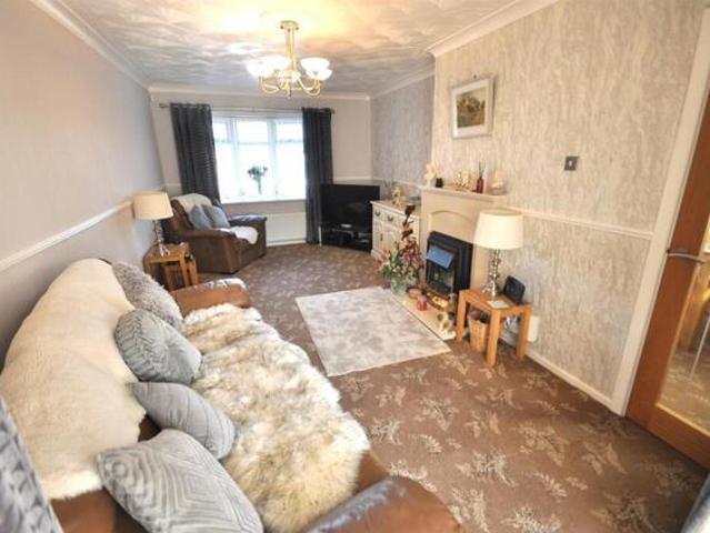 For Sale 2 Bedroom House Doncaster Doncaster DS101743318