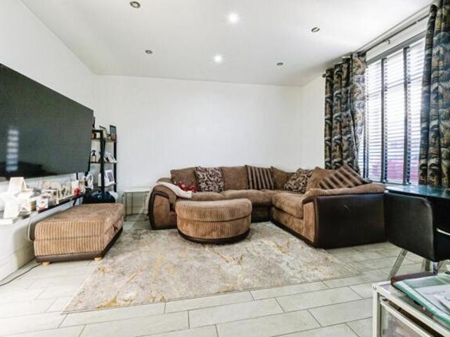 For Sale 2 Bedroom House Dagenham Greater London DS98612278