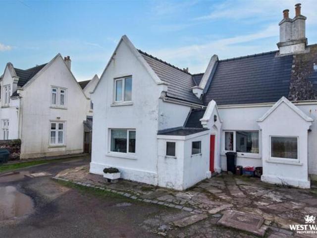 For Sale 2 Bedroom House Dale Dale DS100263160
