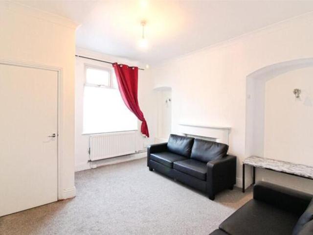 For Sale 2 Bedroom House Darlington Darlington DS99054691