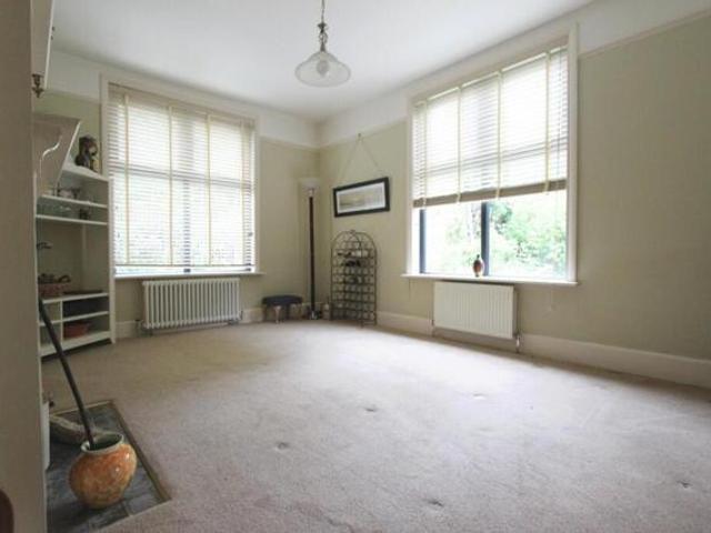 For Sale 2 Bedroom House Deal Kent DS98434452