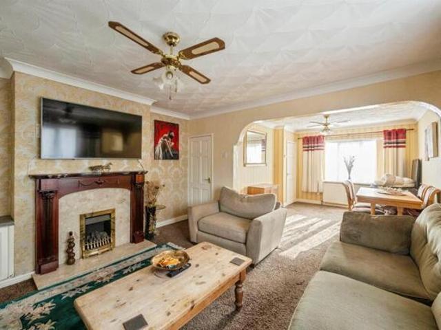 For Sale 2 Bedroom House Dunscroft Dunscroft DLS101678160