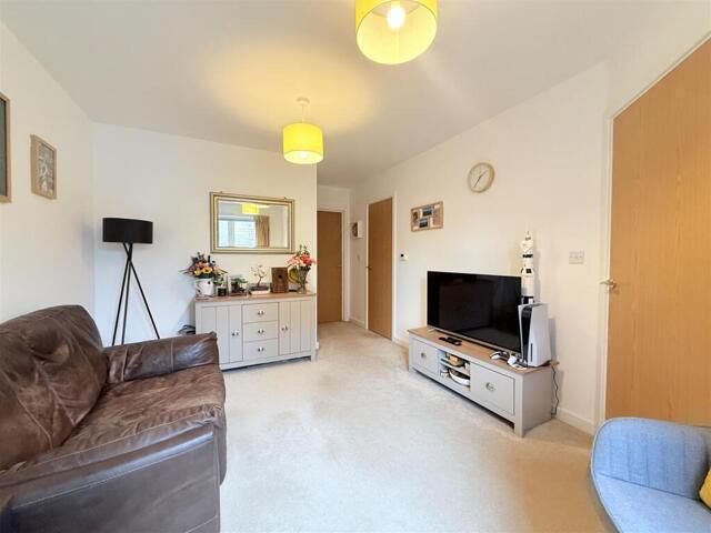 For Sale 2 Bedroom House Elmswell Elmswell DS101059654