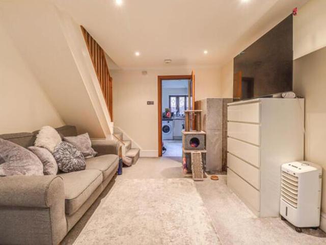 For Sale 2 Bedroom House Essex Essex DS99840473