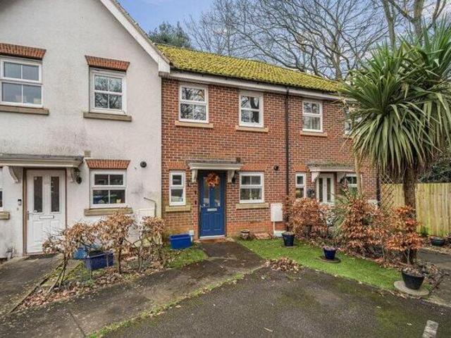 For Sale 2 Bedroom House Farnborough Hampshire DS100456768