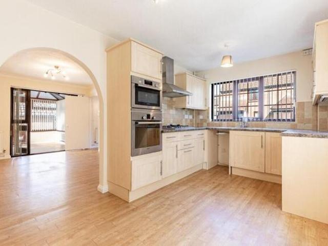For Sale 2 Bedroom House Felsted Felsted DLS99641696